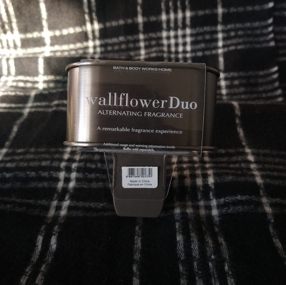 Bath & Body Works | Other | Wallflower Duo Plug | Poshmark